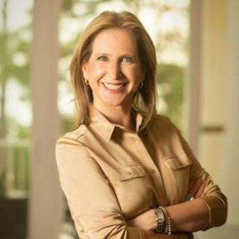 Maria Azuaje Reviews & Experiences